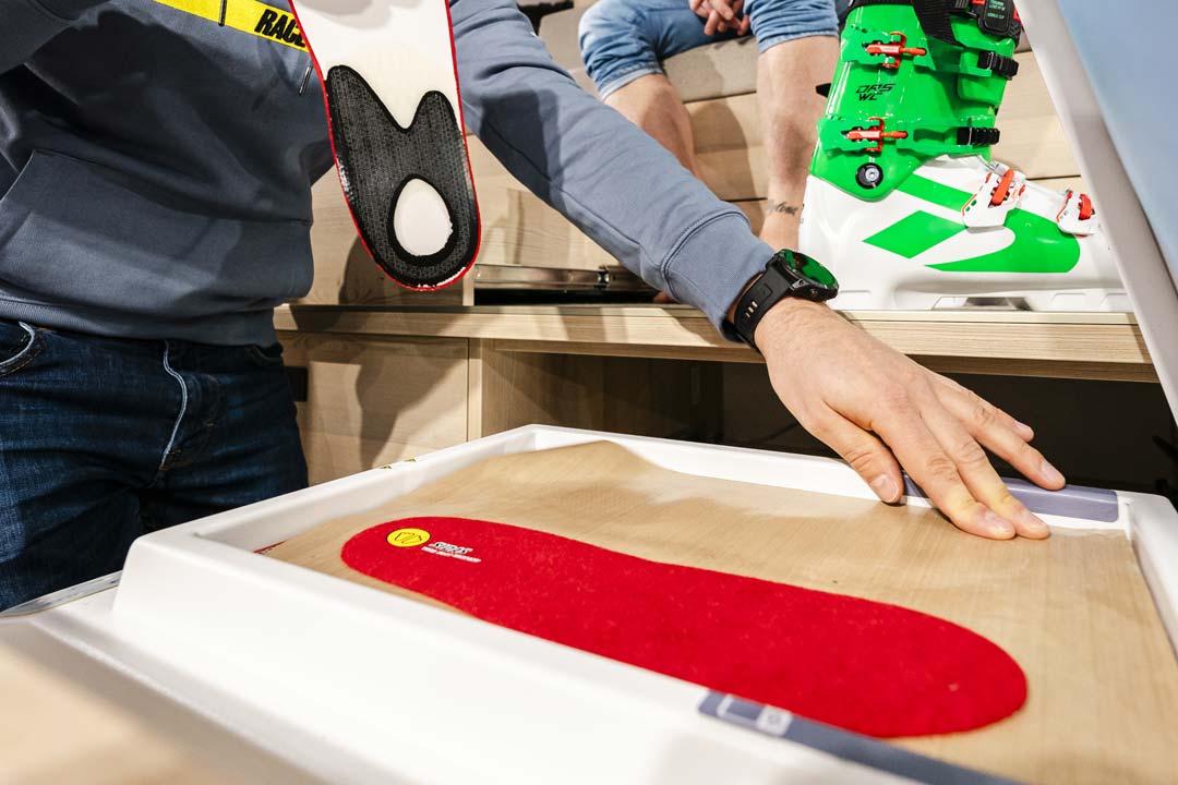 Custom technology: the art of the custom insole | Therm-ic.com – Sidas US